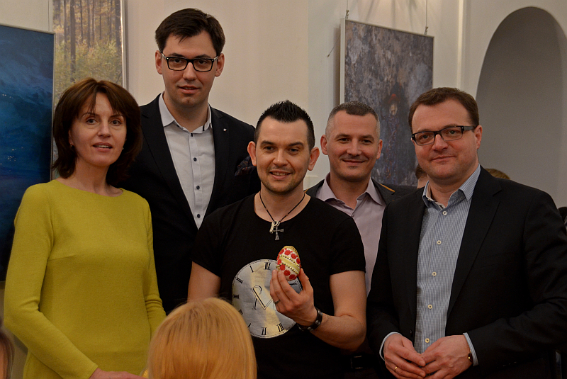 Znani radomianie znów pomalują pisanki - Polityka - Radom24.pl