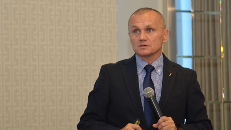 Gen. Roman Polko w Radomiu. Zespół i lider - kiedy razem, a kiedy ...